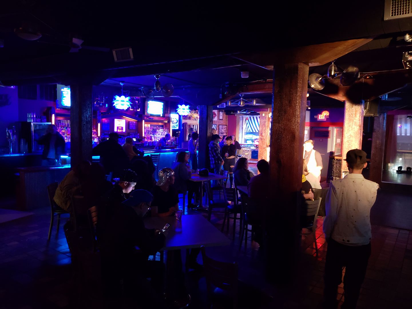 Club Evolution reviews, photos - Dayton - GayCities Dayton