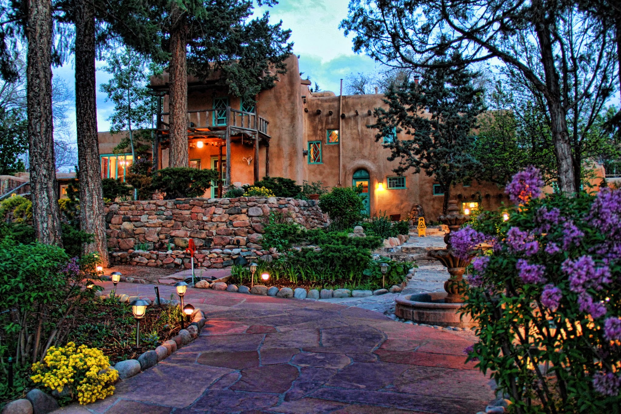 Inn of the Turquoise Bear reviews, photos - Don Gaspar - Santa Fe ...