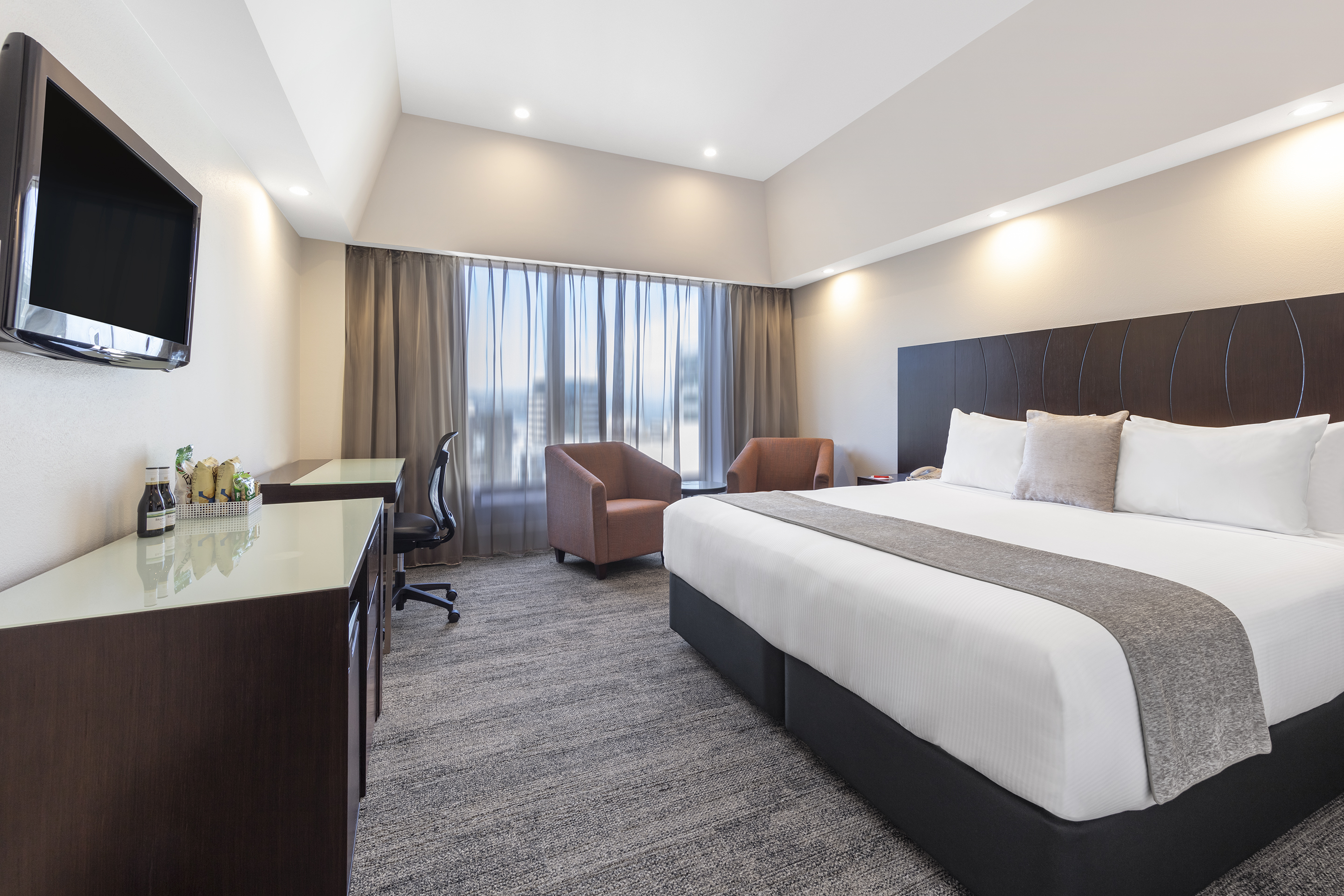 James Cook Hotel Grand Chancellor reviews, photos - Wellington ...