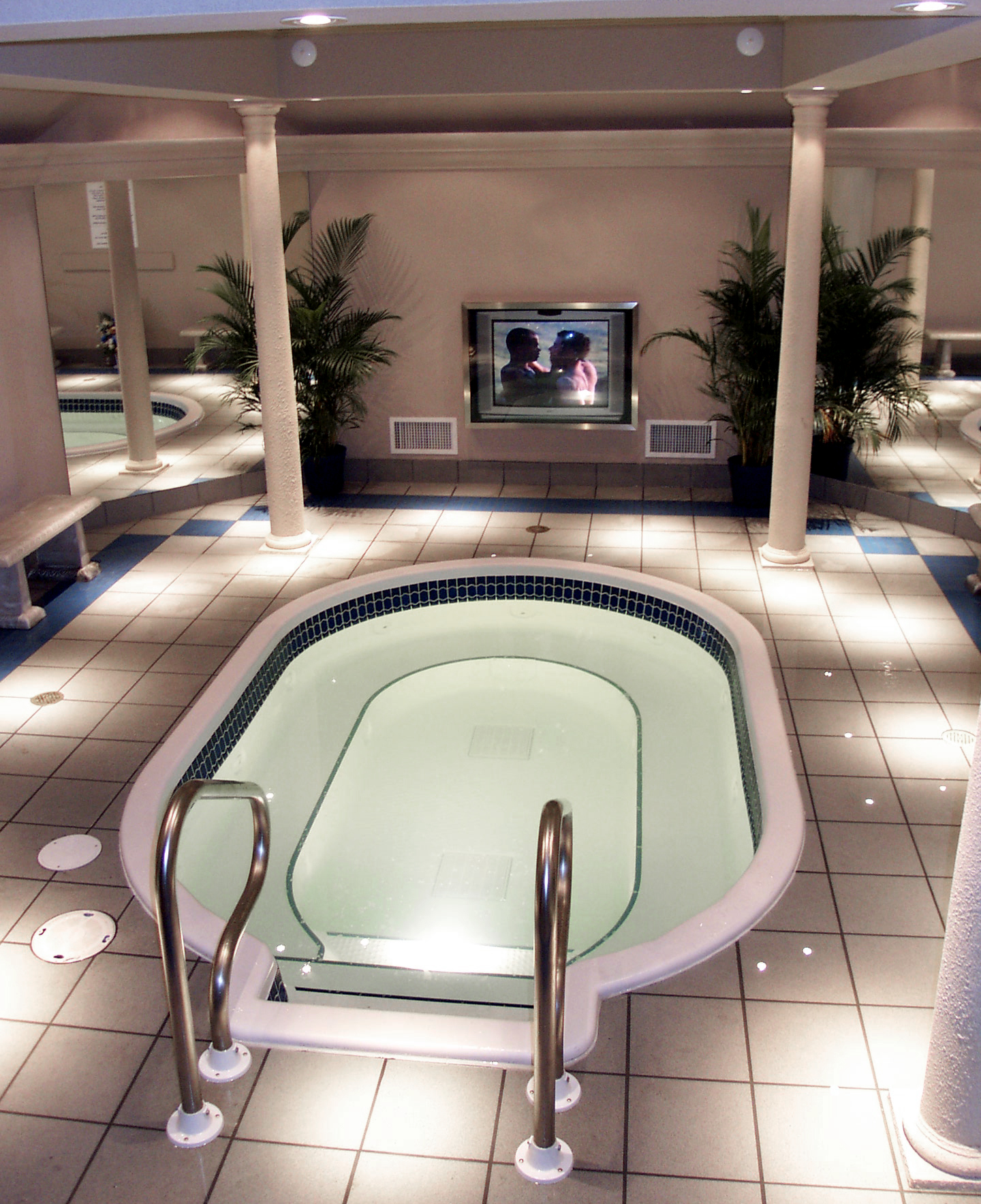 Spa Excess reviews, photos - Gay Village - Toronto - GayCities Toronto